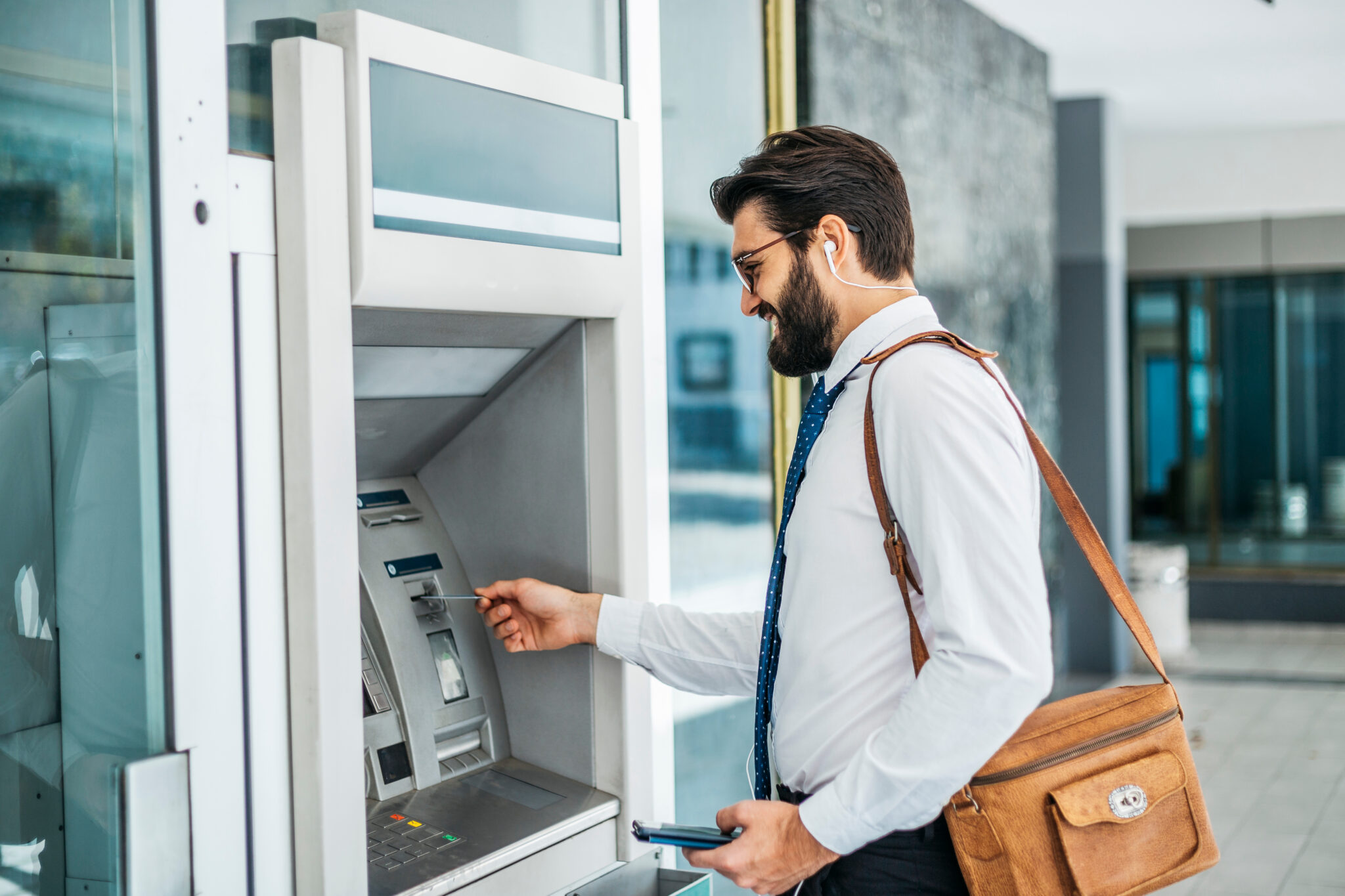 Pros and Cons of an Outdoor ATM - New York ATM